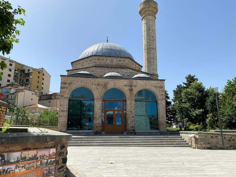 Tour of City - An Introduction to Korças Charms