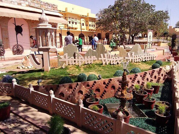 Tour of Jaipur Wax Museum - Key Points