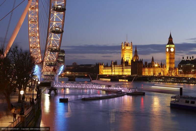 Tour of London and Christmas Day Lunch Cruise - The Practicalities
