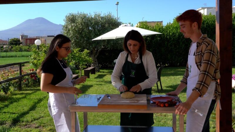 Tour of Pompeii & Cooking Class on the Slopes of Mt Vesuvius - Key Points