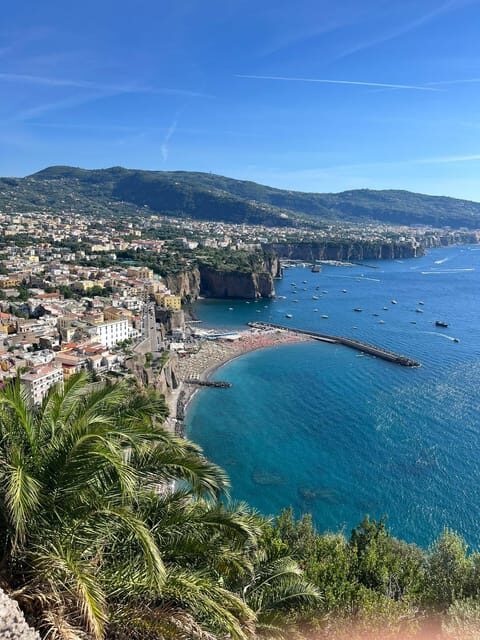 Tour of Pompeii excavations and Sorrento from Naples - Key Points
