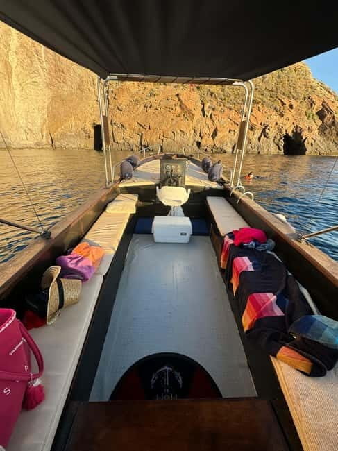 Tour of southern Lipari and Vulcano - FAQs