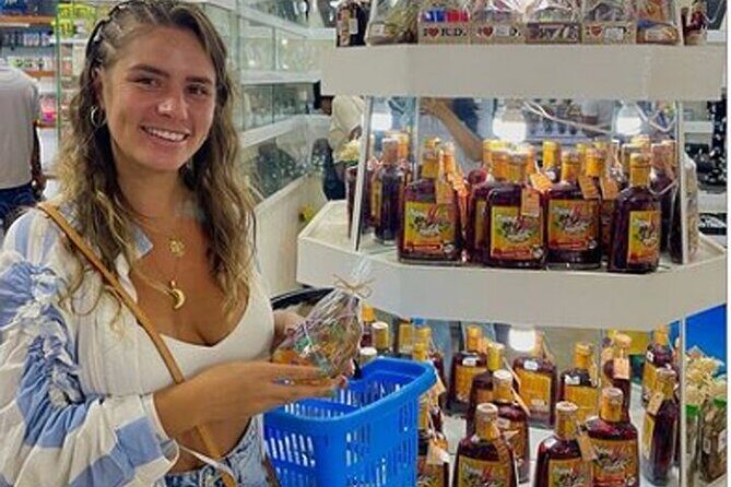 Tour of Souvenirs and Shopping in Punta Cana with Transportation Included - A Closer Look at the Souvenir Shopping Tour in Punta Cana