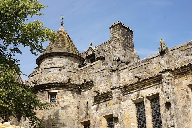 Tour of St Andrews and Historic Fife Small Group Tour - Authenticity and Guest Experiences