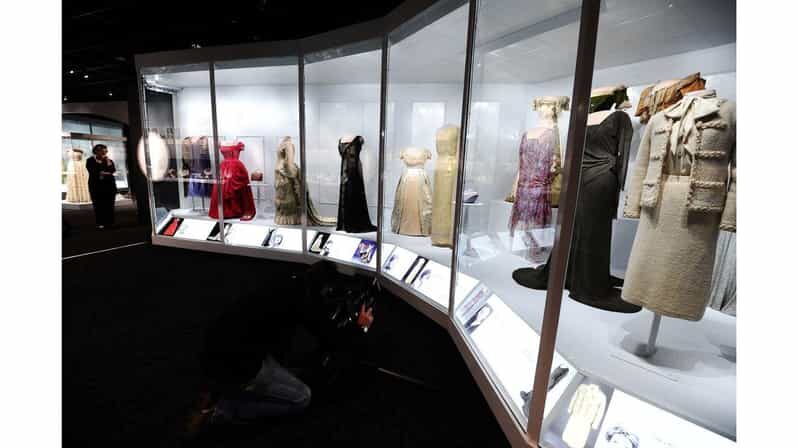 Tour of The American History Museum - Beyond the Exhibits: Interactive and Engaging Elements