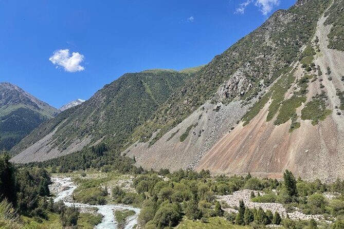 Tour of the Beautiful Ala Archa National Park - Key Points