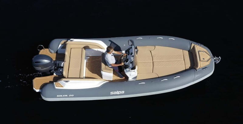 Tour of the island of Ischia by boat - What’s Included and What You Should Expect to Pay Extra For