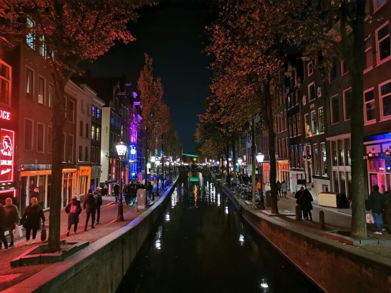 Tour of the Red Quarter Amsterdam - Practical Tips for Travelers