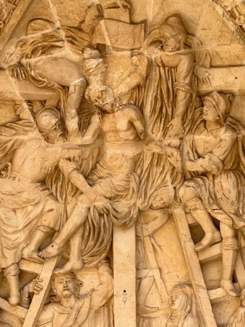 Tour Oviedo Castrillo Polvazares Astorga and Leon Cathedral - FAQ