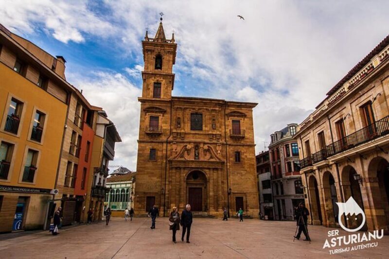 Tour privado por Oviedo - Discovering Oviedo: A City of Contrasts and Culture
