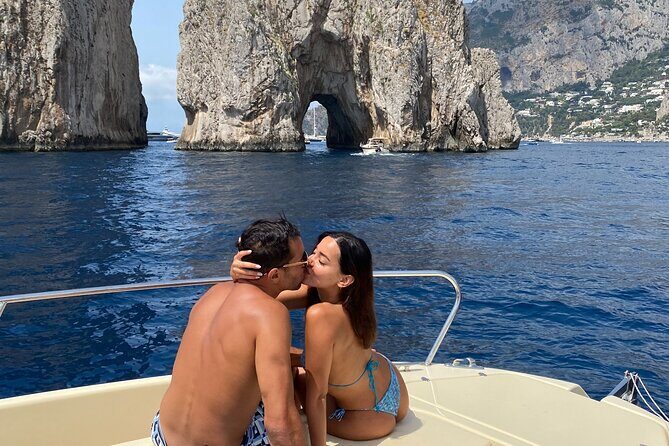 Tour Privato di Capri&Positano in Barca - The Sum Up