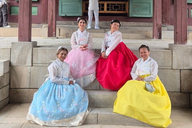 Tour Seouls oldest district with a storyteller from Bukchon - The Sum Up