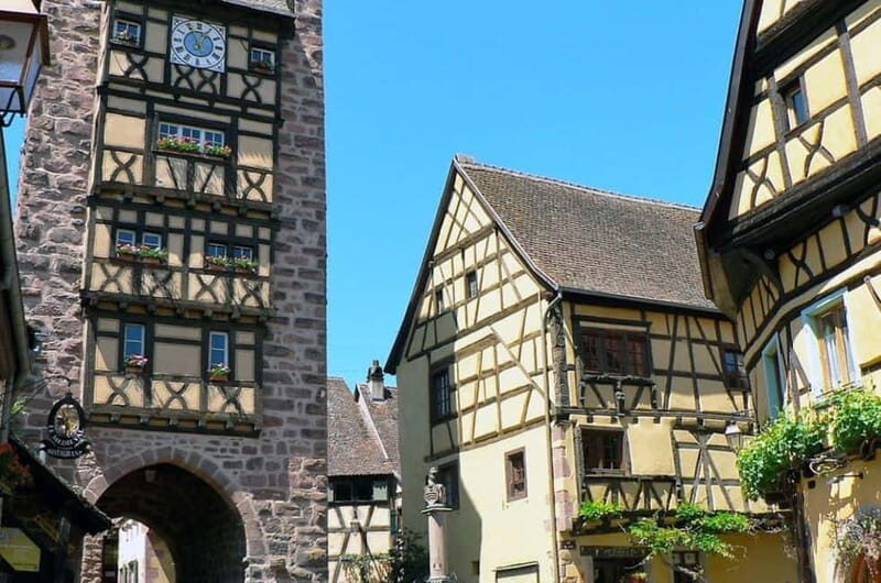 Tour, tasting, and traditional meal in Riquewihr - Key Points