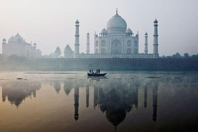 Tour The Taj Mahal - Guides and Service: The Heart of the Tour