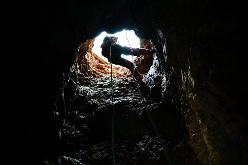 TOUR THE UNDERGROUND WITH NO EXPERIENCE REQUIRED Abseil tour - Breaking Down the Experience: Step-by-Step