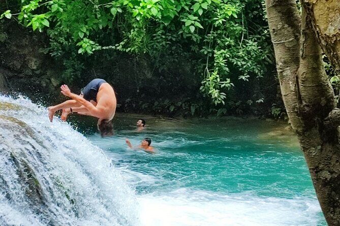 Tour to Copalitilla Magical Waterfalls from Huatulco with admission included - What the Reviews Say