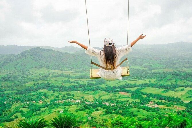 Tour to Montana Redonda and Emerald Coast Beach - An In-Depth Look at the Tour