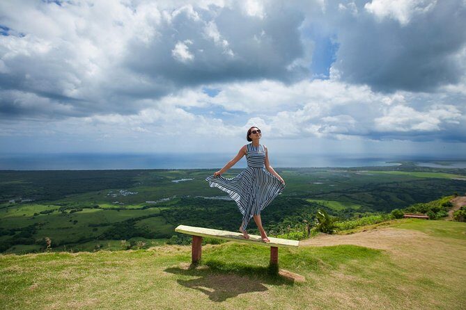 Tour to Montana Redonda (Round Montain) & Costa Esmeralda Beach - Journey to Playa Esmeralda: An Untouched Beach Paradise