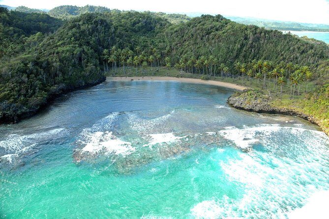 Tour to Montana Redonda (Round Montain) & Costa Esmeralda Beach - The Sum Up