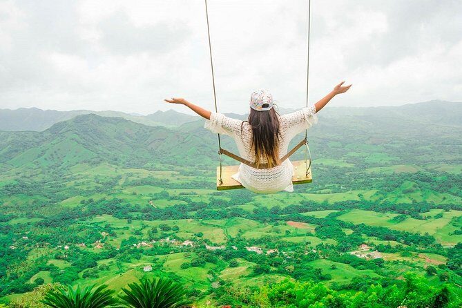 Tour to Montana Redonda (Round Montain) & Costa Esmeralda Beach - FAQ