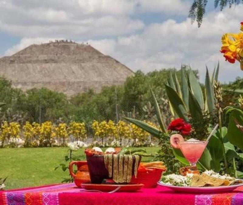 Tour to Teotihuacan by panoramic minibus - A Closer Look at the Teotihuacan Panoramic Minibus Tour
