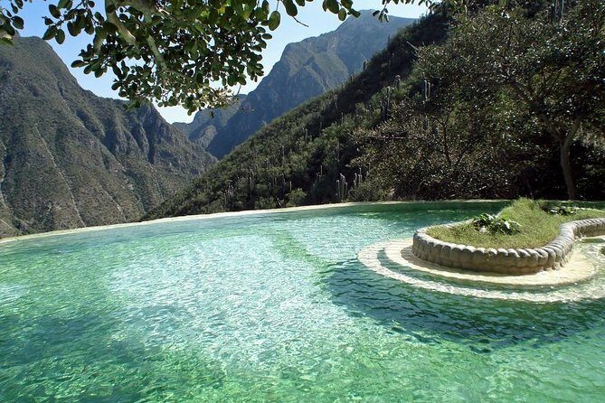 Tour to the Tolantongo Caves, starting from Querétaro - The Sum Up