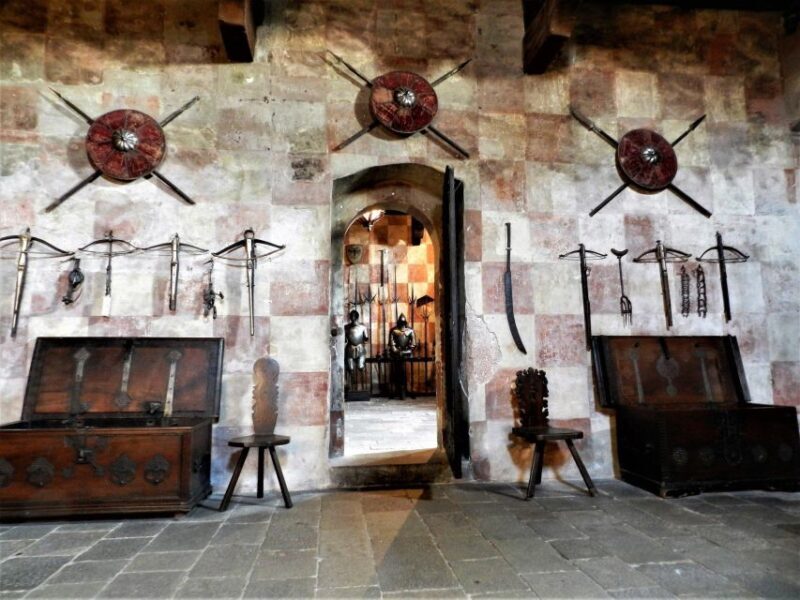 Tour to the walled town of Monselice from Padua - A Closer Look at the Monselice Tour