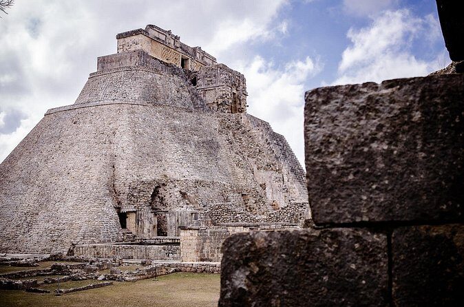 Tour to Uxmal and Hacienda Mucuyché included - FAQ