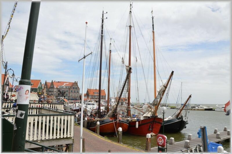 Tour to Windmills, Cheese, Clogs and Volendam from Amsterdam - FAQs