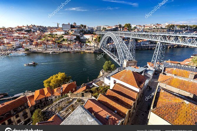 Tour / Transfer Lisbon Porto or Porto Lisbon - What’s Included and What’s Not
