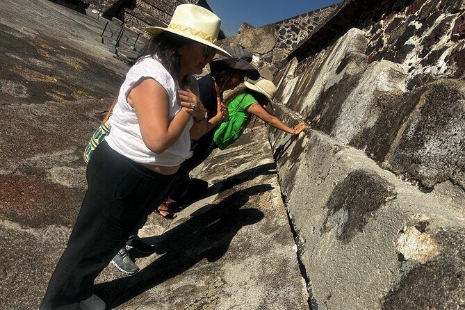 Tour with an expert archaeologist in Teotihuacan - FAQs