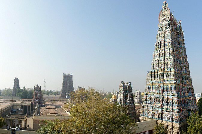 Tourisct Highlights of the Madurai (Guided Fullday Sightseeing Tour by Car) - FAQs