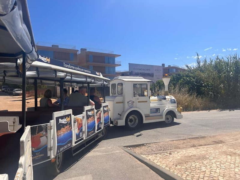 Tourist Train Quarteira - City Tour along 45 minutes - Key Points