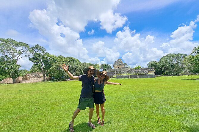 Tourist transport Chichen Itza and 2 cenotes from Valladolid - Key Points