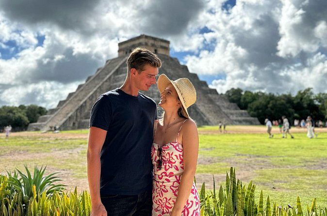 Tourist transport Chichen Itza and 2 cenotes from Valladolid - The Sum Up