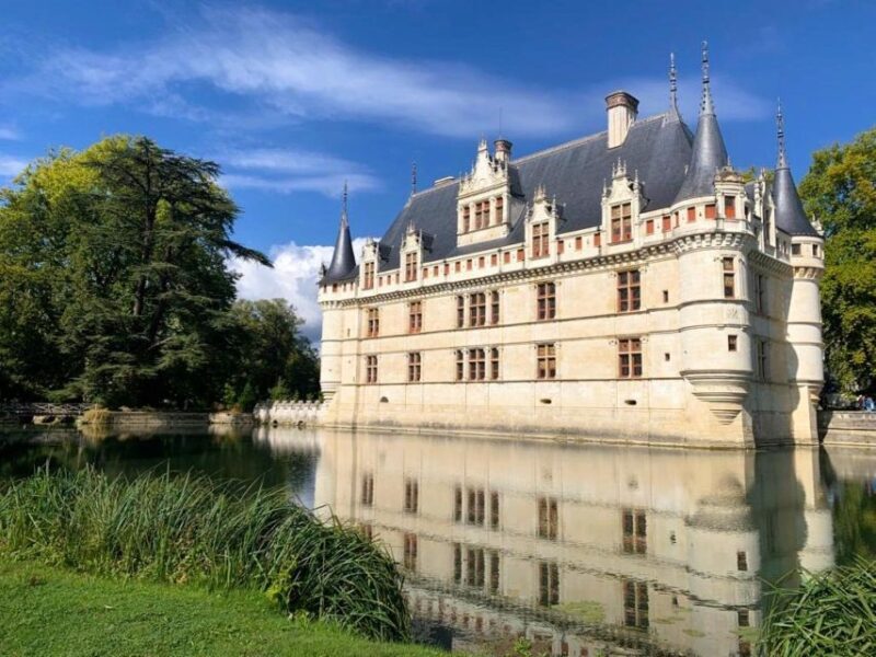 Tours: Chateaux Azay-le-Rideau and Villandry Morning Tour - What Our Reviewers Say