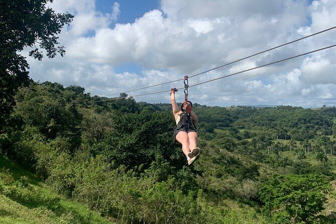 Tours to Tyroleza Waterfalls and Monkeys 3 Tours in One - The Value Proposition