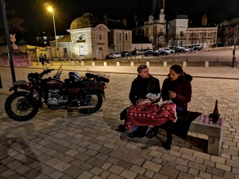 Tours: Vintage Sidecar Night Tour with Wine Tasting - The Sum Up
