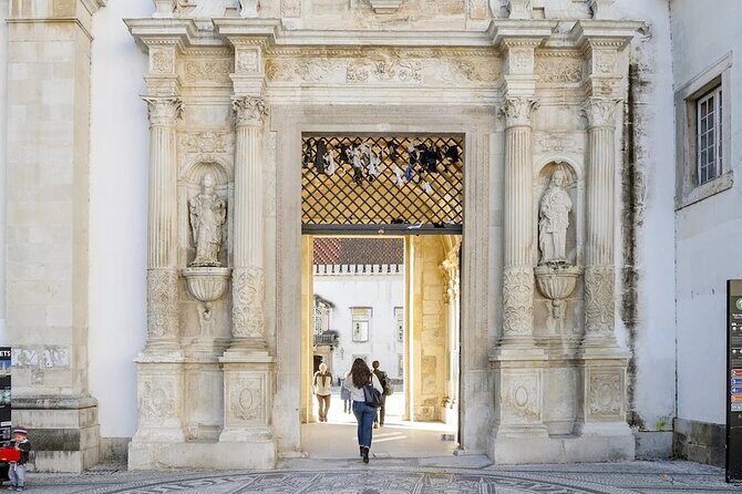 Tours_Coimbra_Voicemap Audio Tour_D23421 110804P415 Review - Key Points