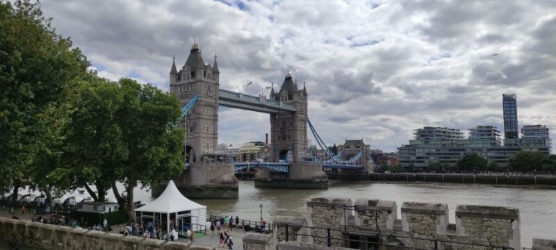 Tower of London Kid-Friendly Private Tour - What’s Included and What’s Not