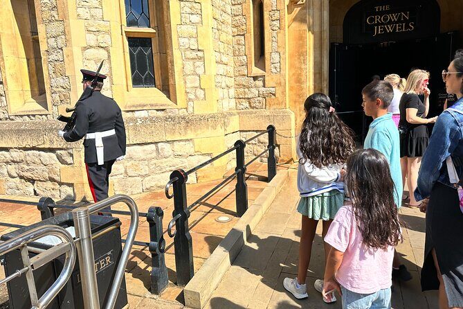 Tower of London Private Tour with Blue Badge Guide - Exploring the Tower of London: An In-Depth Review