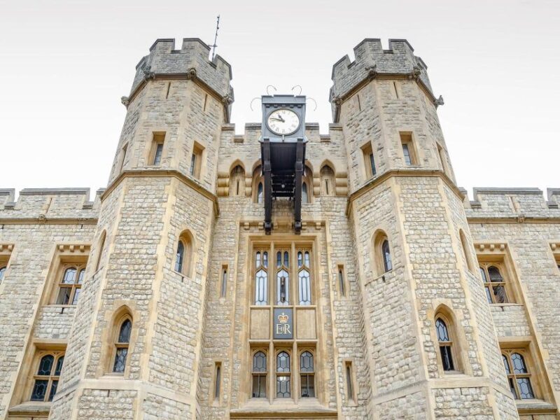 Tower of London Tour with Private Guide, Tickets, Pickup - The Guide and Authenticity