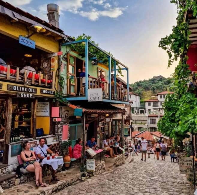 Town of Bar: Old Town Heritage Tour and Olive Oil Tasting - Exploring Old Town Bar: A Walk Through Time