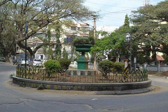 Towns Of Bangalore Walk - Exploring the Towns of Bangalore Walk: An Authentic Look into a Past Era