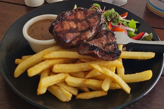 Townsville Boat Cruise & Yacht Club Lunch Package Sailing Charter - An In-Depth Look at the Experience