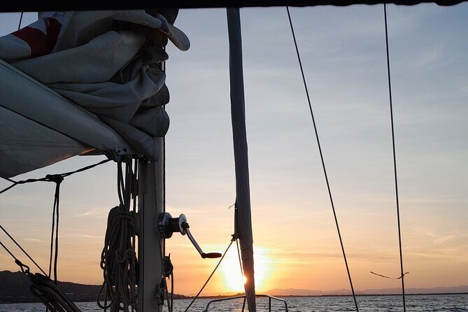 Townsville Sunset Sail Cruise Boat Tour Charter Hire Sailing Hire - Setting the Scene: From Townsville Yacht Club Marina
