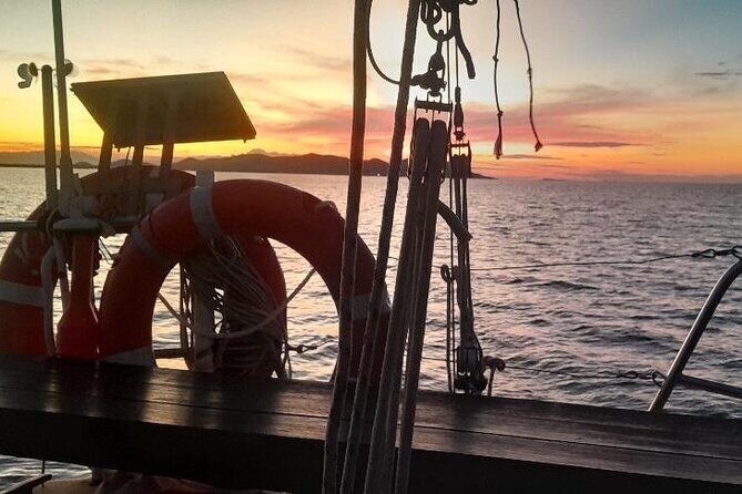 Townsville Sunset Sail Cruise Boat Tour Charter Hire Sailing Hire - Who Should Consider This Tour?
