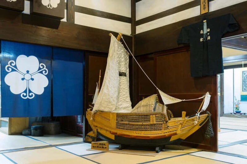 Toyama: 6-Hour Private Walking Tour with Licensed Guide - Key Points