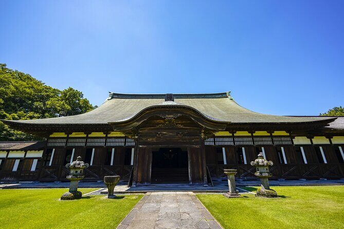 Toyama: Zen Architecture and Philosophy at Zuiryu-ji Temple - The Walk Through Cloisters: A Moment of Calm