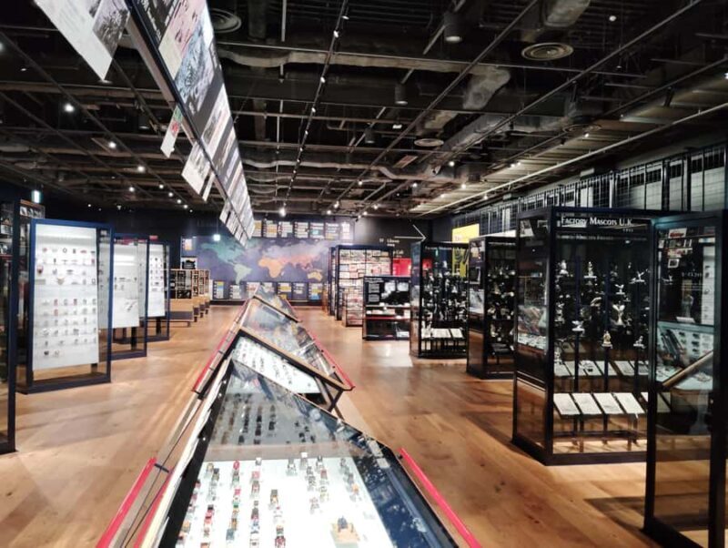 Toyota Automobile Museum & Historic Cars in Motion - Key Points